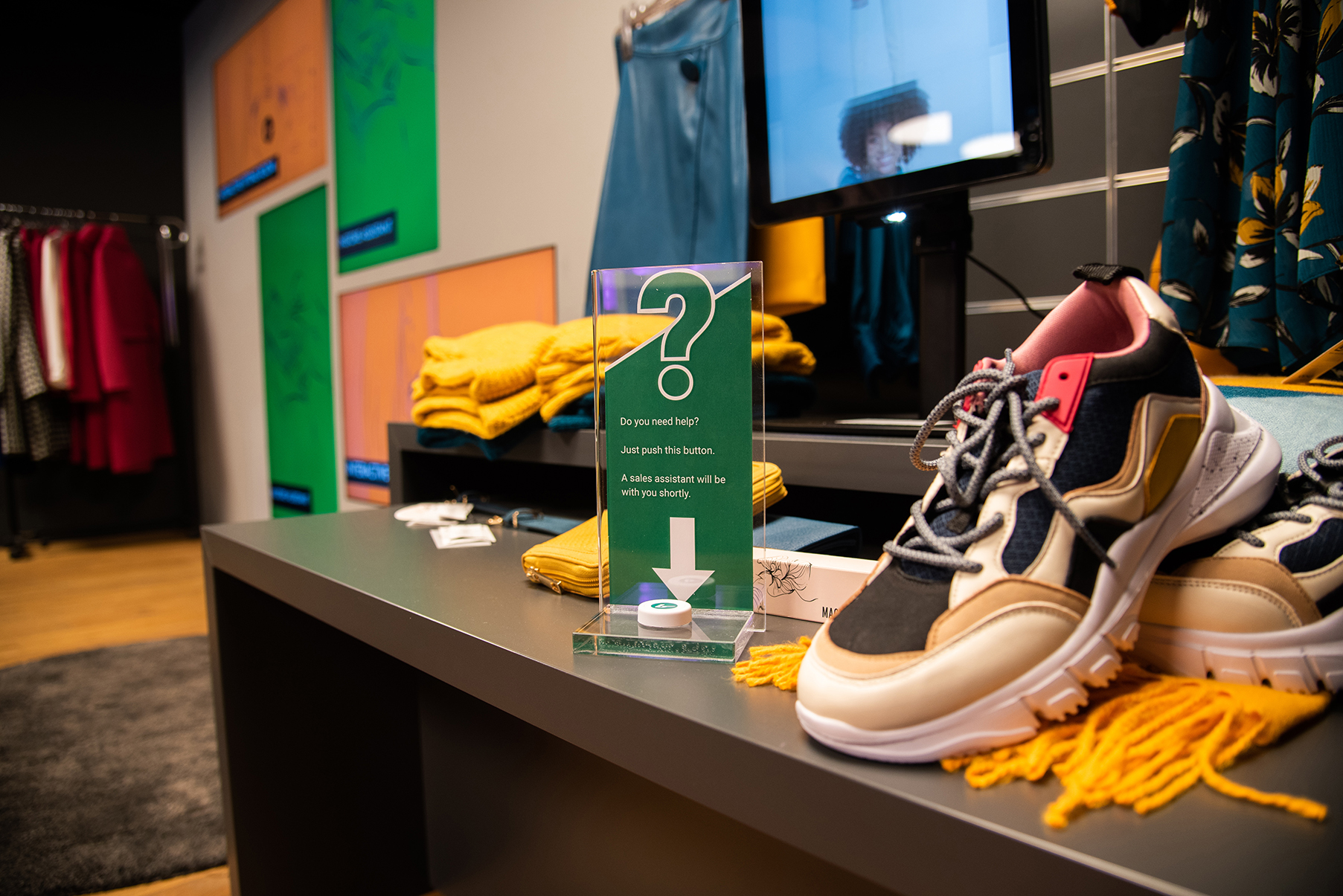 How Smart Buttons can boost retail sales and enhance customer ...